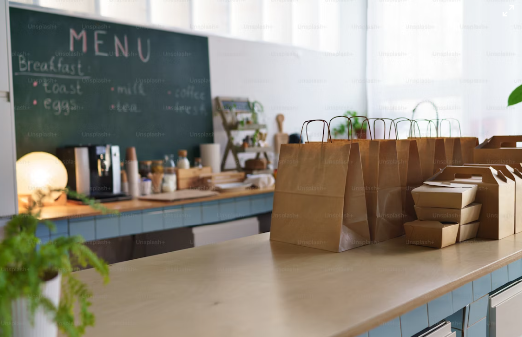 How to Select the Best Food Packaging Supplies for Your Restaurant